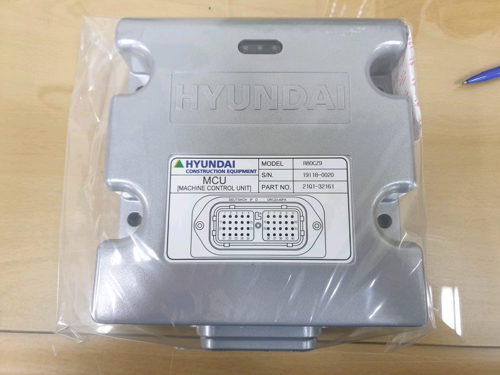 21Q1-32161 MCU Machine Control Unit HYUNDAI | Miami FL